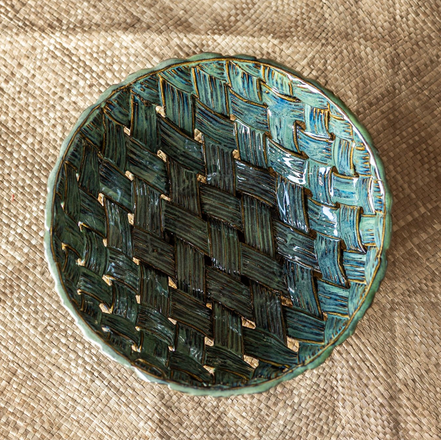 Moana Fresh – Lalaga Ceramic Bowl by Form & Function Ceramics